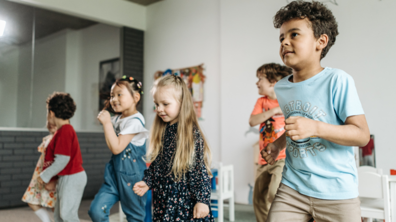 Greek Dance Lesson – Learn the traditional Sirtaki - Europe for Kids Tours